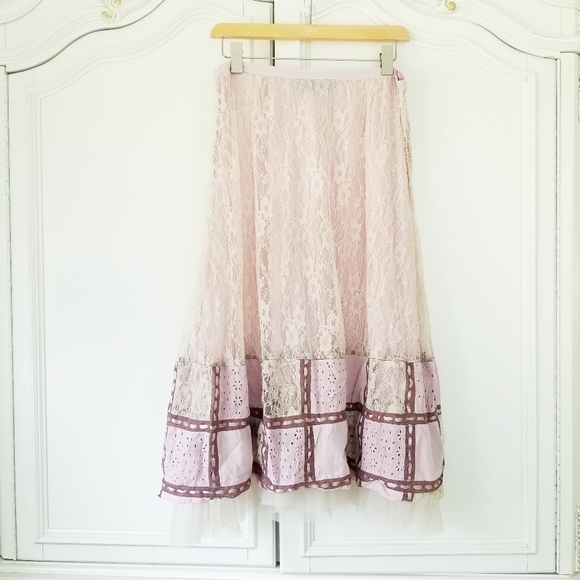 The Pyramid Collection | Skirts | Pyramid Collection Pink Ivory Lace ...